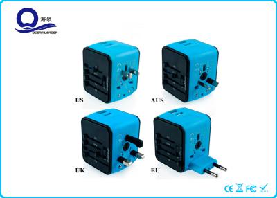 Cina Caricatore universale del cellulare di viaggio di USB della copertura di gomma, caricatore multinazionale del telefono cellulare di viaggio di USB in vendita