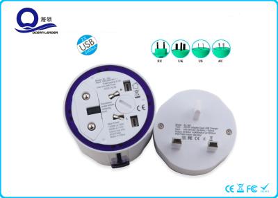 Cina Caricatore portatile della parete del Usb della doppia porta per lo Smart Phone con il portone protettivo di sicurezza del bambino in vendita
