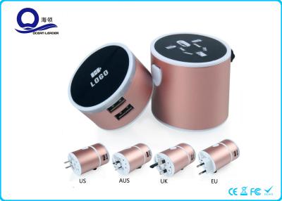 Cina Caricatore universale di viaggio di USB di logo di illuminazione con il multi incavo funzionale di conversione in vendita