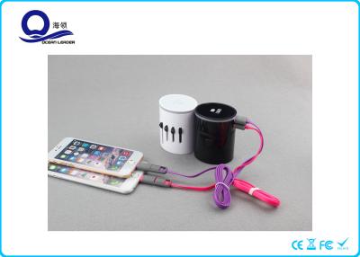 Cina Cilindro quattro in adattatori di una di USB spina di viaggio & convertitore di tensione con il logo di illuminazione in vendita
