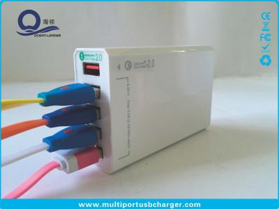 Cina Portatile universale di uso del caricatore di Smart QC2.0 USB Qualcomm della spina rapida del hub in vendita