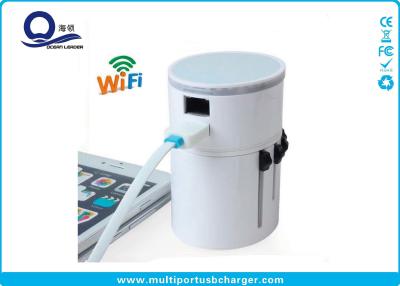 Cina Adattatore astuto del caricatore di USB con protezione automatica di carico veloce dell'incavo della spina di Wifi in vendita