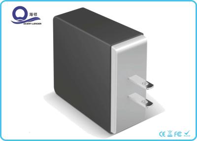 中国 4つの港家族はスマートな充満のための30W 6AのiPhone USBの充電器の壁の充電器を大きさで分類しました 販売のため