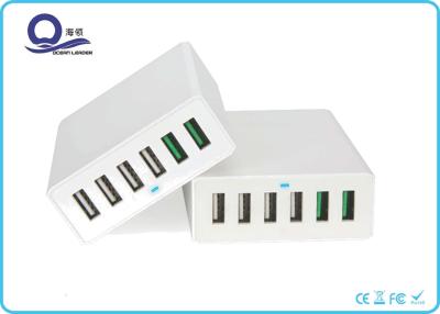 Cina Qualcomm ha certificato il controllo di qualità 3,0 rapidamente fa pagare il caricatore di USB di 6 porti per le compresse degli Smartphones in vendita