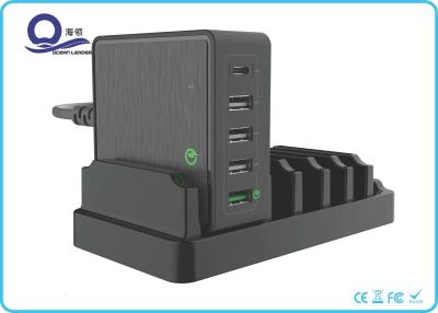 Cina Scriva la C a macchina USB che la stazione di carico da tavolino con il controllo di qualità 3,0 ha sostenuto il caricatore rapido/stazione di carico portatile in vendita