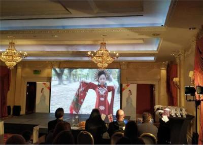 Cina 1920hz rinfrescano la video luminosità dei pidocchi principale P3.91 dei pannelli di parete 1000 con la lampada di Nationstar LED in vendita
