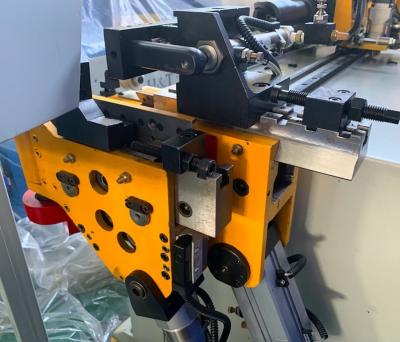 Chine Droite de la commande numérique par ordinateur 12RES pliant la machine à cintrer de tube automatique simple Électrique-hydraulique de pile à vendre