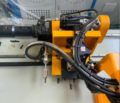 Chine Droite de la commande numérique par ordinateur 12RES pliant la machine à cintrer de tube automatique simple Électrique-hydraulique de pile à vendre