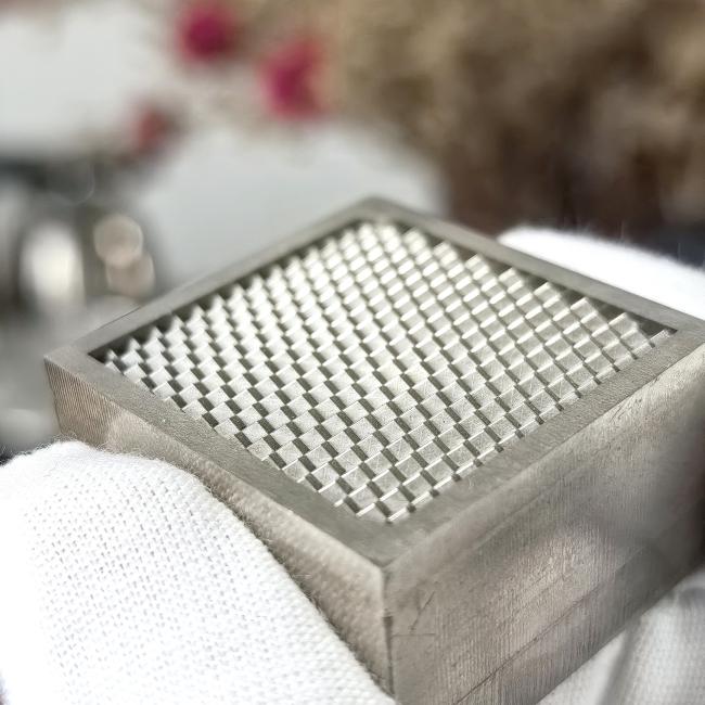 Microscopic view of 0.001mm texture depth on mold coating