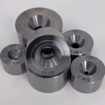 Custom injection mold guide pins and bushings