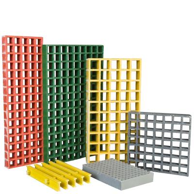 Cina Pavimento di trattamento delle acque FRP che gratta il passaggio pedonale di plastica su misura antisettico di colore in vendita