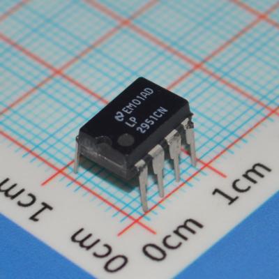 China LP2951CN 5V/ADJ Regulador LDO de 150mA 3V-30V Entrada ±0.5% Precisión TO-220/DIP-8 -40°C a +125°C Baja Corriente de Reposo en venta