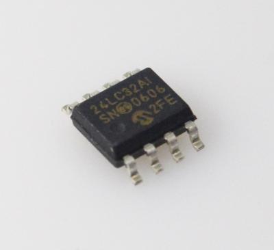 China 24LC32A-I/SN EEPROM I2C de 32K Velocidad de 400kHz 1M Ciclos de Escritura Rango de 2.5-5.5V Página de 64 Bytes Grado Industrial Bajo Consumo Cumple con RoHS Paquete SOIC-8 Compacto en venta