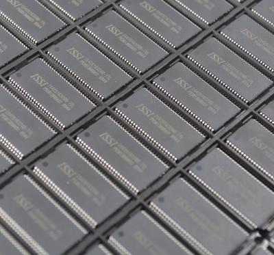 China IS42S16320B-7TL SDRAM 64Mb Densidad 166MHz Velocidad 3.3V Operación 16Mx16 Organización LVTTL Interfaz Temporada industrial (-40°C~85°C) Compacto paquete TSOP-II Alta confiabilidad en venta