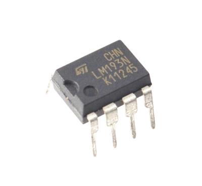 China LM193N Comparador de doble diferencial Amplio rango 2V-36V Bajo 2mA Salidas de corriente de colector abierto Rápida respuesta de 1.3μs paquetes TO-5 / DIP - Ideal para sistemas de control industrial / automático en venta