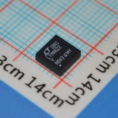 China LTM4622IY 4A 20V Regulador sincrónico de μMódulo de descenso de paso con 95% de eficiencia 3.1-20V Entrada ± 1,5% de salida Precisión de 2.5MHz Conmutación y paquete BGA de 6,25 mm × 6,25 mm en venta