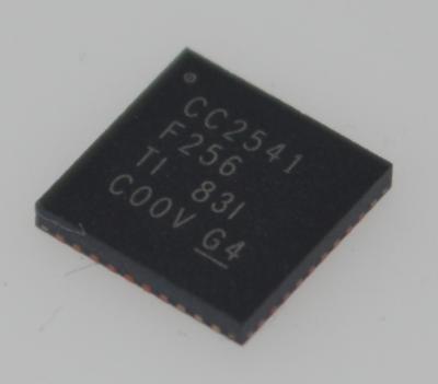 China CC2541F256RHAR Bluetooth 4.0 SoC de baja energía, 256KB Flash, 8KB RAM, potente MCU 8051, transceptor RF integrado, ultra bajo consumo, pila Bluetooth completa, interfaz de sensor avanzada, ideal para IoT/Wearables en venta