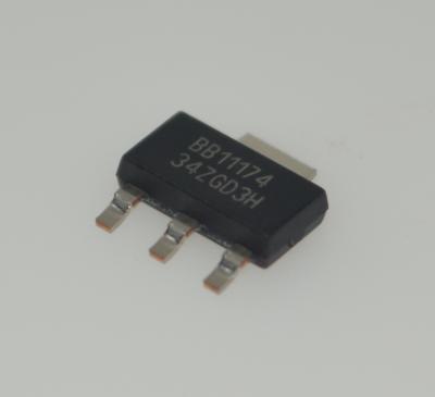 China REG1117-3.3 Regulador de voltaje de alta precisión de 3,3 V de baja descarga con límite de corriente de salida de 1 A Protección térmica y habilitado en paquetes en miniatura en venta