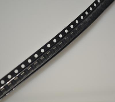 China SMF05C.TCT Array de protección ESD de 5 canales con baja capacidad IEC 61000-4-2 Clasificación de cumplimiento 5V Paquete ultrapequeño y diseño de ahorro de espacio para la protección de líneas de datos de alta velocidad en venta