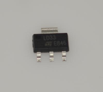 China LD1117S33CTR 3.3V Regulador de voltaje LDO con 1A de salida baja voltaje de baja precisión de alta precisión sobre corriente y protección térmica estable con condensadores cerámicos SOT-223 paquete en venta