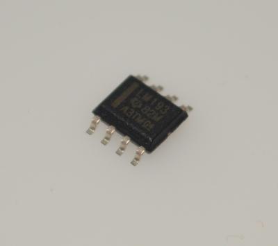 China LM193DR Comparador de voltaje dual de baja potencia con salida de colector abierto Amplio suministro de 2V-36V ±1V-18V Suministro dual Baja corriente de entrada Alta precisión Compatible con TTL/CMOS Paquete SOIC-8 en venta