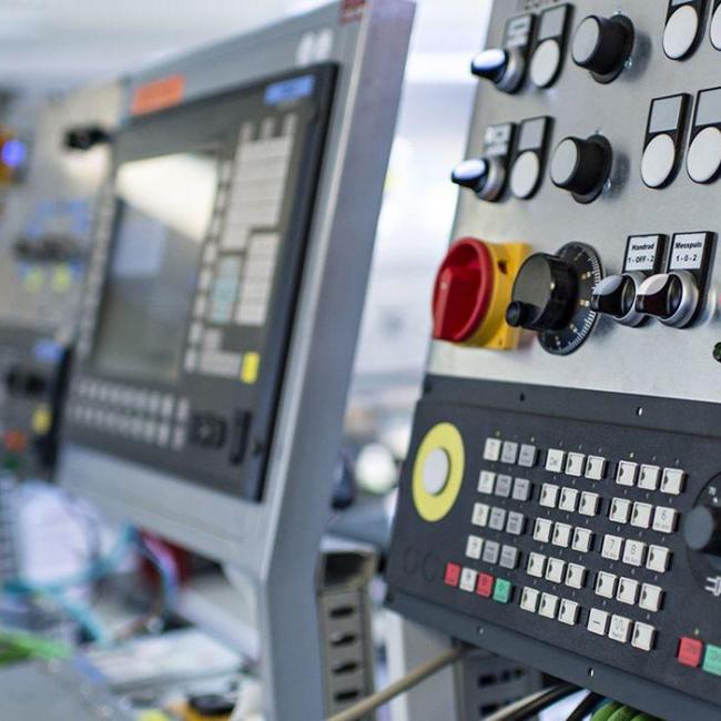 IS220PTURH1A PLC unit front view