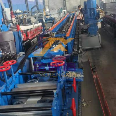 中国 赤い色フル オートマチック機械PLC制御を形作る光起電ブラケット ロール 販売のため