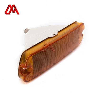 China ISUZU FORWARD Front Bumper Left Corner Turn Signal with Bevel Indicator Light 1-82210-203-1 for sale