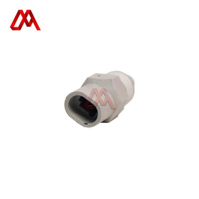 Κίνα Masters ELF 4HK1 Isuzu Μέρη κινητήρα Mat αισθητήρας 8121468300 Custom προς πώληση