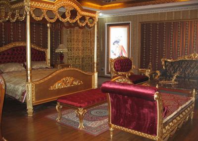 Cina La mobilia di legno dorata della camera da letto di nozze mette re Throne Beds For Wholesale in vendita