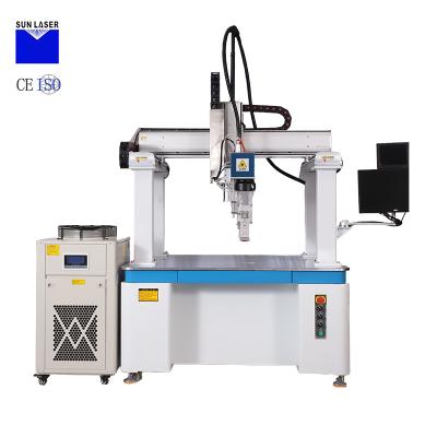 Chine Refroidissement à l'eau externe 2000W 3000W Machine de soudage au galvanomètre laser à fibre pour le scellage des boîtiers de batteries prismatiques à vendre