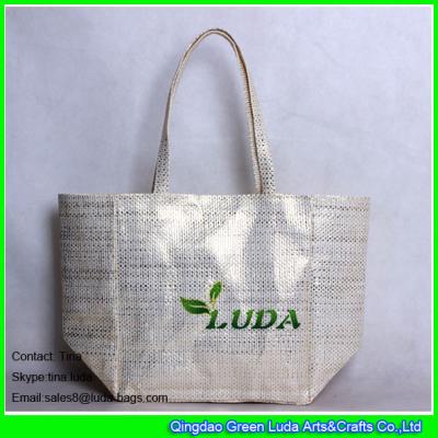 Cina LUDA fashion foldable metallic straw bags paper straw handbag in store in vendita