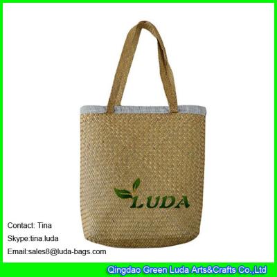 Cina LUDA wholesale cheap handbags fashion seagrass straw beach mat bags in vendita