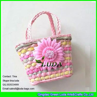 Cina Borsa della paglia del cornhusk tessuta piccola paglia di estate di LUDA rosa in vendita