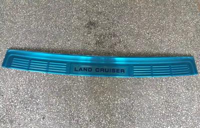 China Polsterte SS Außen-Hintertür-Scheibenplatten für 2015 Neuer Land Cruiser 200 zu verkaufen