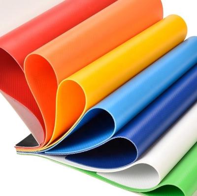 China Max Capacity 100-500kg Clearance Above Ground Pool Water Slide with Pool and Blower for sale