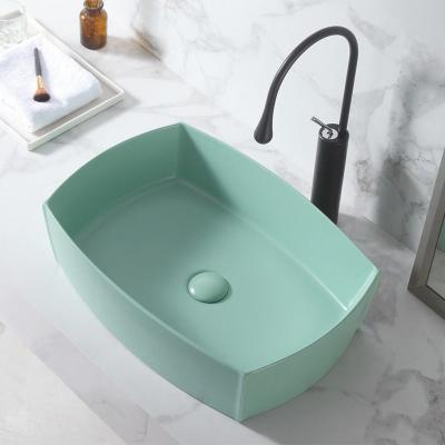 Cina lavandino ceramico Matte Light Green Color del bacino del ripiano del quadrato 12L in vendita