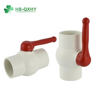 China Média de água 1/2 a 8 polegadas PVC UPVC válvula de bola DN15 a DN100 com amostra personalizada gratuita à venda