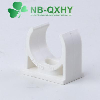 Cina Fitture per tubi in PVC ad alta pressione a grandezza normale BS forgiate con collegamento adesivo in vendita