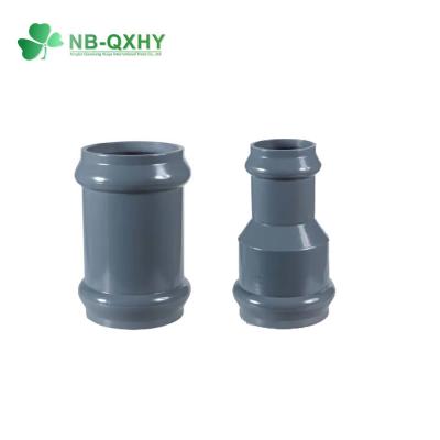 Cina Tipo di superficie con tipo di gomma Diverse dimensioni Grigio chiaro Fitting idraulico PVC Fitting DIN Fitting in vendita