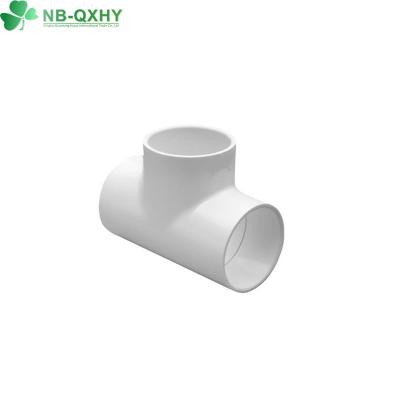 Cina PVC UPVC Pipe Tee Sch40 Fittings Water Supply Joint richiesta personalizzata Protezione UV in vendita