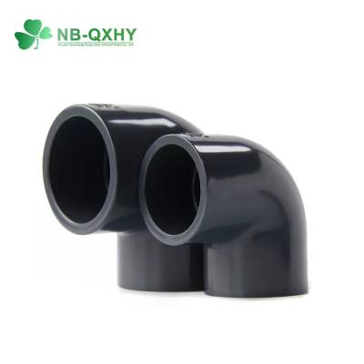 Cina Sch40 ASTM DIN JIS Standard Fittings per tubi in PVC chimici Pn16 Plastico Tee Elbow Coupling in vendita