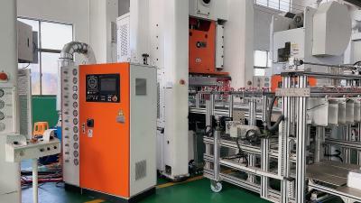 Chine 12000 pièces/heure Sortie Machine de sortie de feuille de papier d'aluminium avec système de contrôle PLC et production à vendre