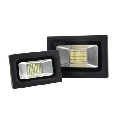 Cina tensione in uscita industriale delle luci di inondazione di 140W 200W GY380TG 100-240V in vendita