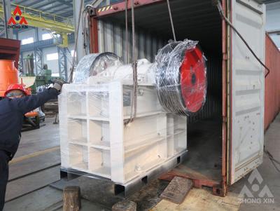 Cina Large Capacity Jaw Crusher For Rock Crushing, Mining,Quarry in vendita