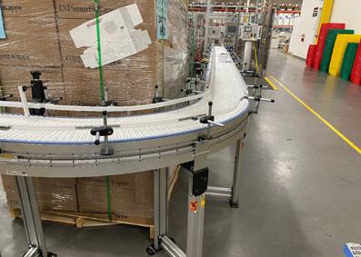 China Flat Plate Belt Modular Conveyor for Bottles Conveying for sale
