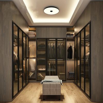 Chine promenade de vestiaire de garde-robe adaptée aux besoins du client par porte épaisse de 18-22mm dans le cabinet à vendre