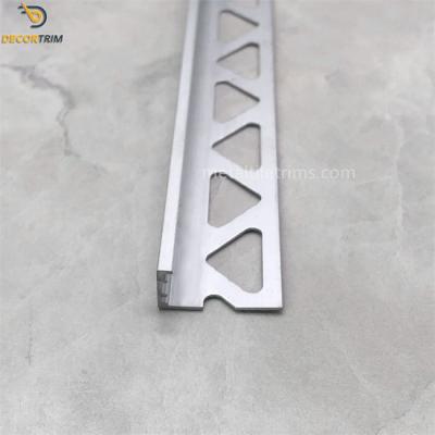 Chine Profil de carreaux métalliques en forme de L Trim Carreaux en céramique Franges de carreaux en aluminium à vendre