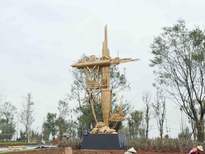 Chine Couleur d'or de grandes statues extérieures d'ODM/OEM peinte pour la décoration urbaine à vendre