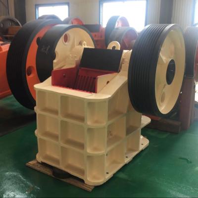中国 ISOの採鉱64t/H石造りの顎粉砕機装置PE600X900は承認した 販売のため